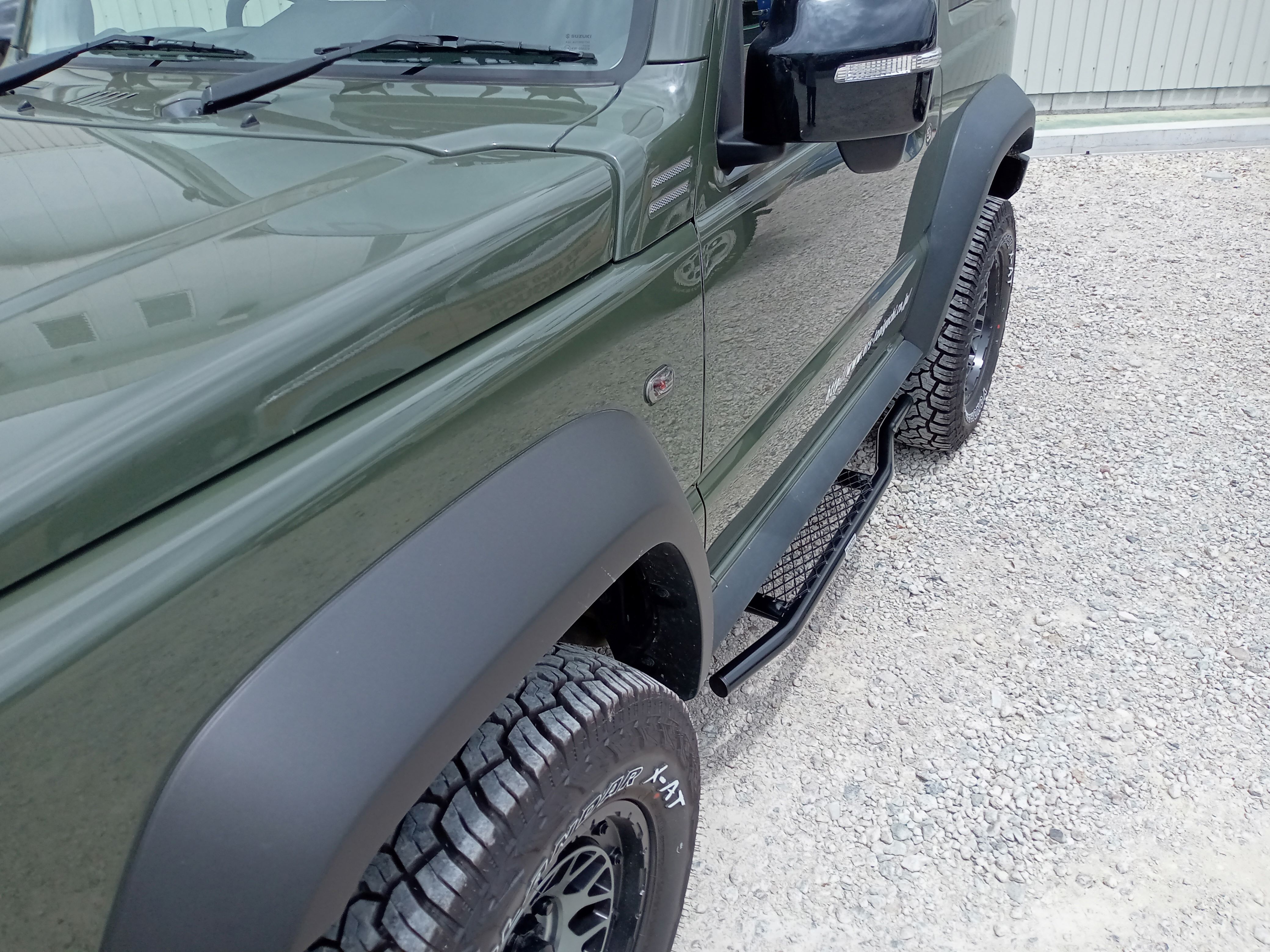 JB74シエラ用サイドステップ バータイプ発売！ | ジムニーのカスタムパーツ専門店 | オフロードサービスタニグチ