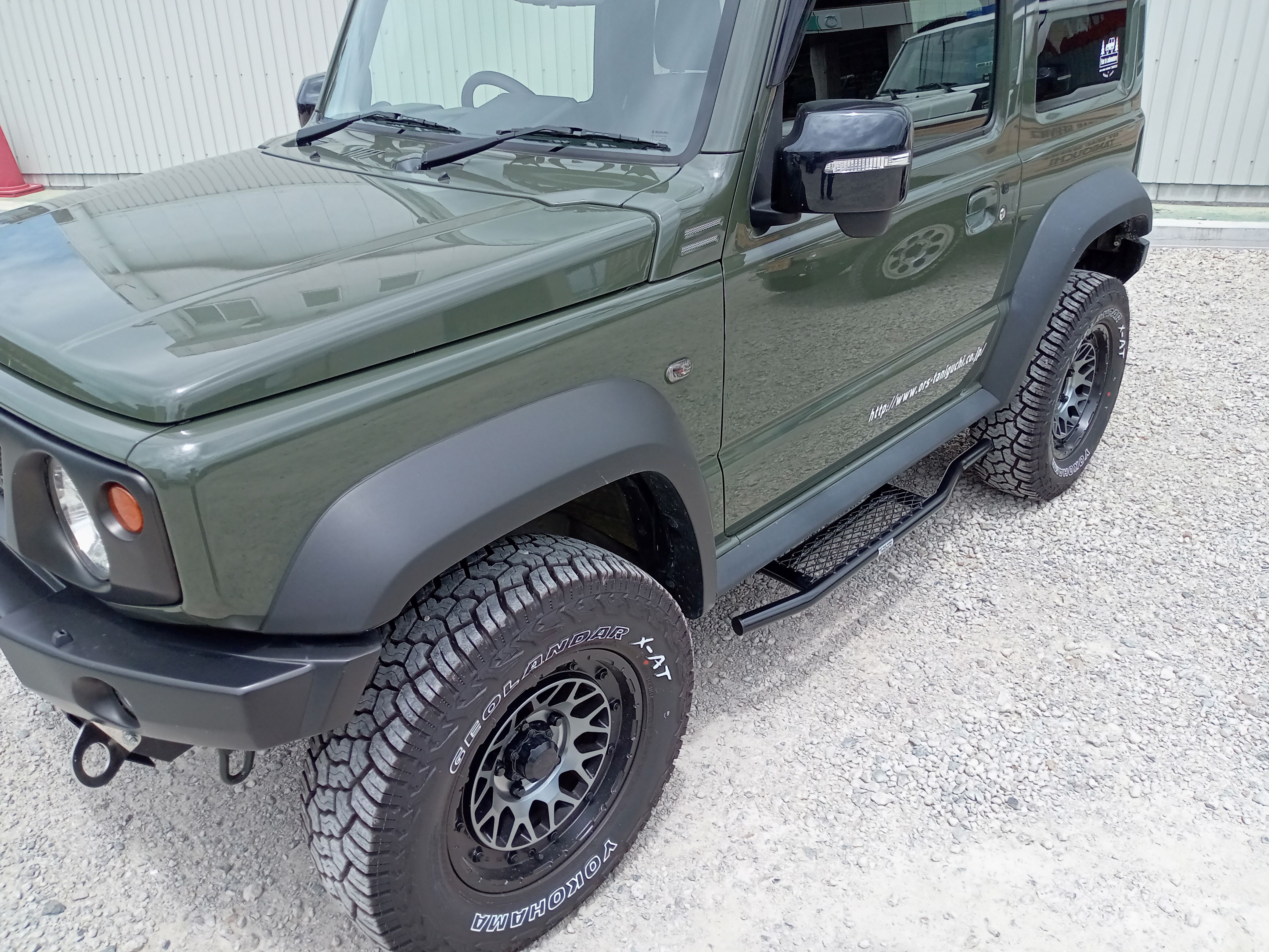 JB74シエラ用サイドステップ バータイプ発売！ | ジムニーのカスタムパーツ専門店 | オフロードサービスタニグチ